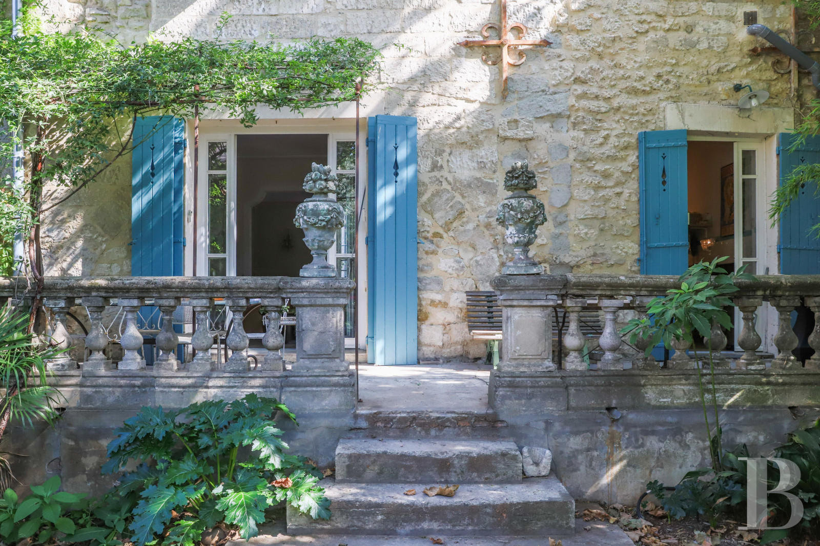 Patrice Besse - seasonal rental - Provence-Alpes-Côte d'Azur - Two town ...